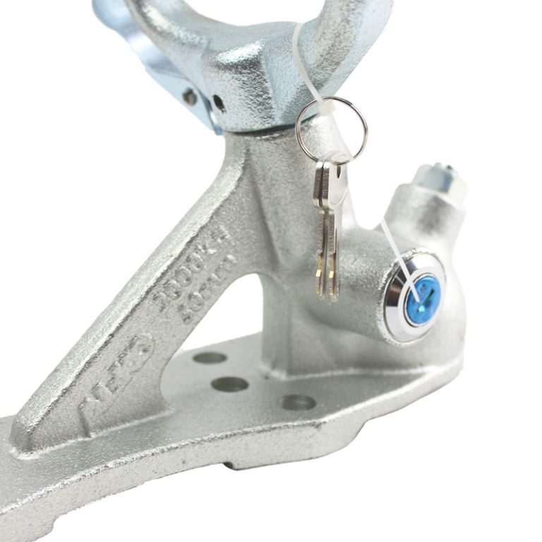 Trailer 2/3/4 Hole Quick Release Lockable Coupling Hitch 2000KG 614065LPL